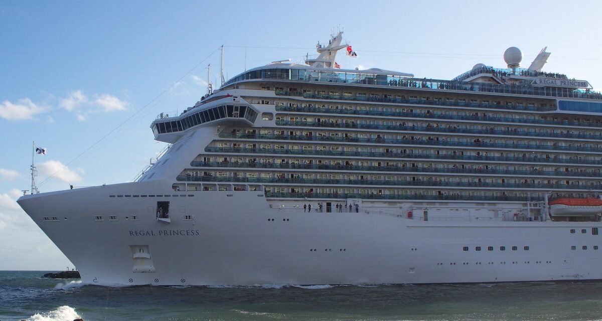 Royal Princess Deck Plans | CruiseInd