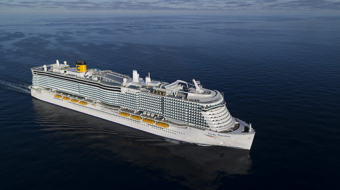 Top 10 Largest Cruise Ships in the World [2023 EDITION] | CruiseInd