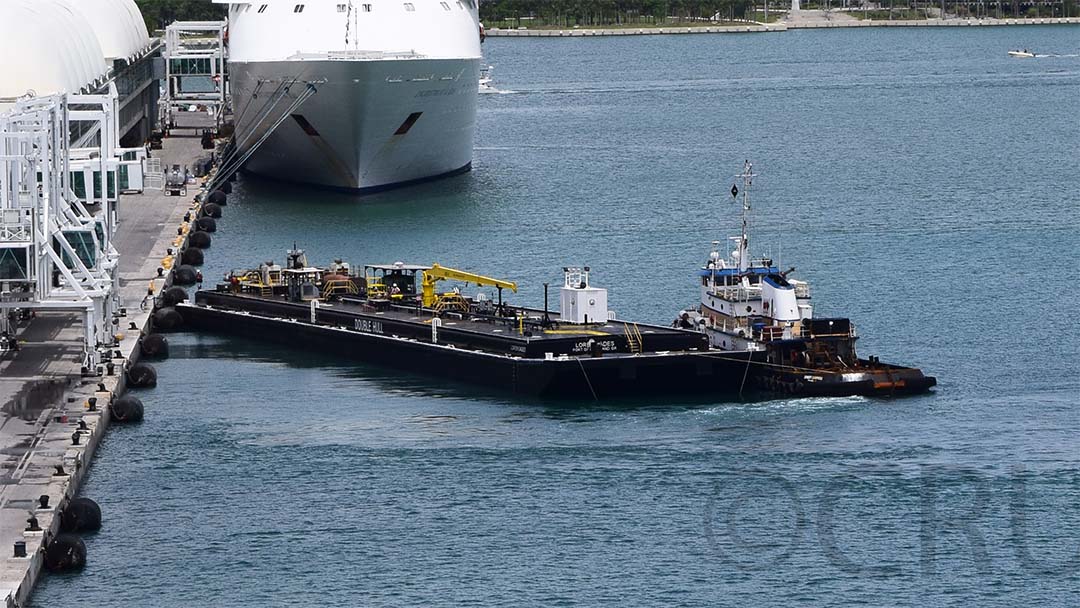 bunker_barge_in_miami • CruiseInd
